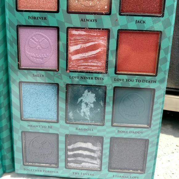 TASTE Beauty | Makeup | The Nightmare Before Christmas Eyeshadow ...